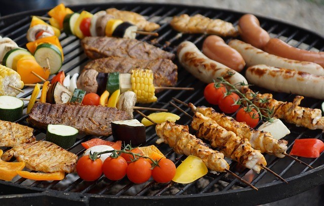 How to Make the Most of Grilling Season - BuyDig.com Blog